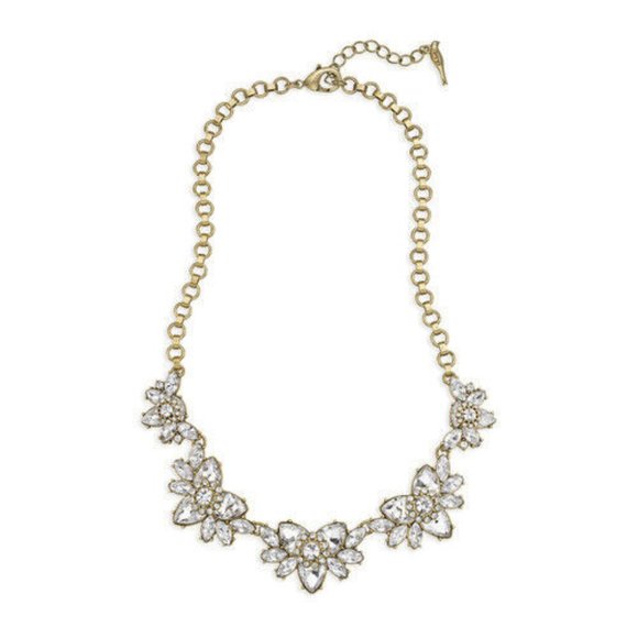 Chloe + Isabel | Jewelry | Chloe And Isabel Mirabelle Collar Necklace ...